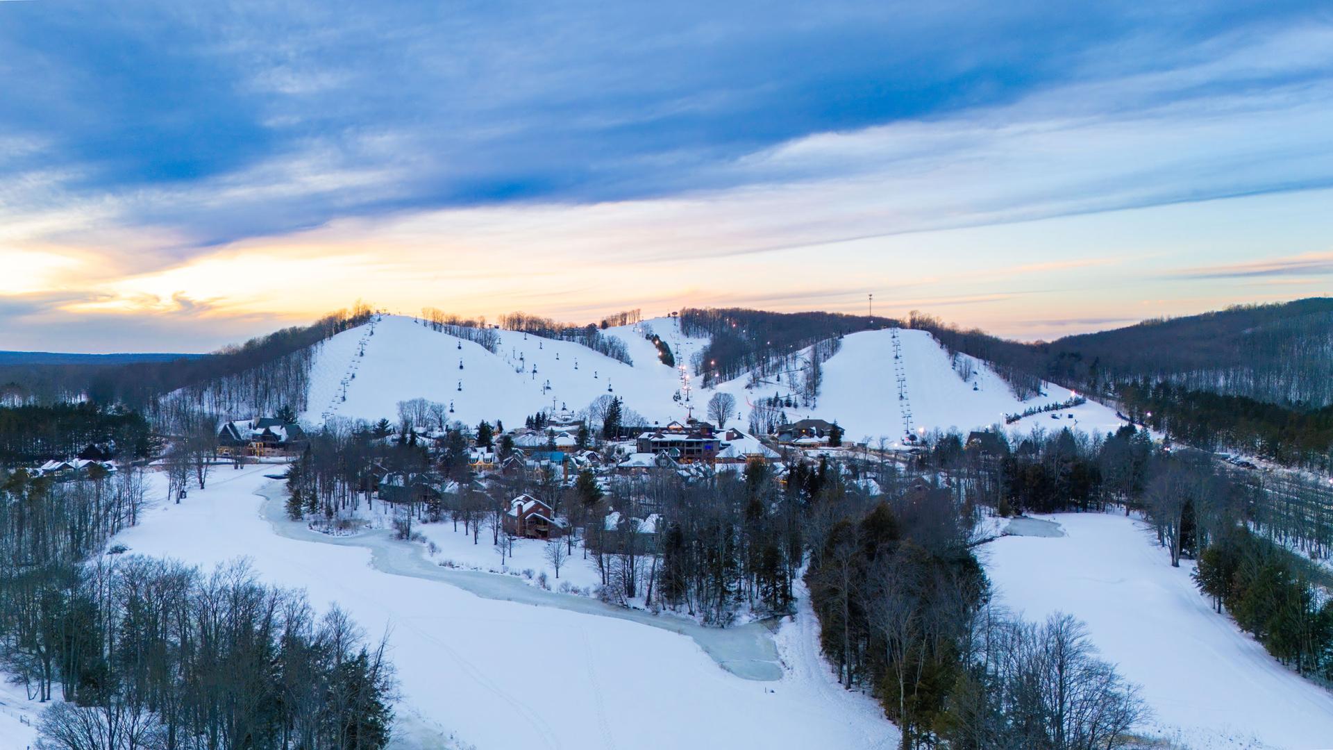 Packages & Specials | Crystal Mountain Michigan