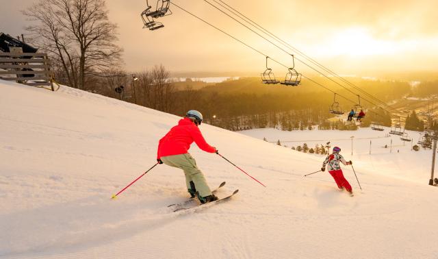 Skiing & Snowboarding | Crystal Mountain Michigan